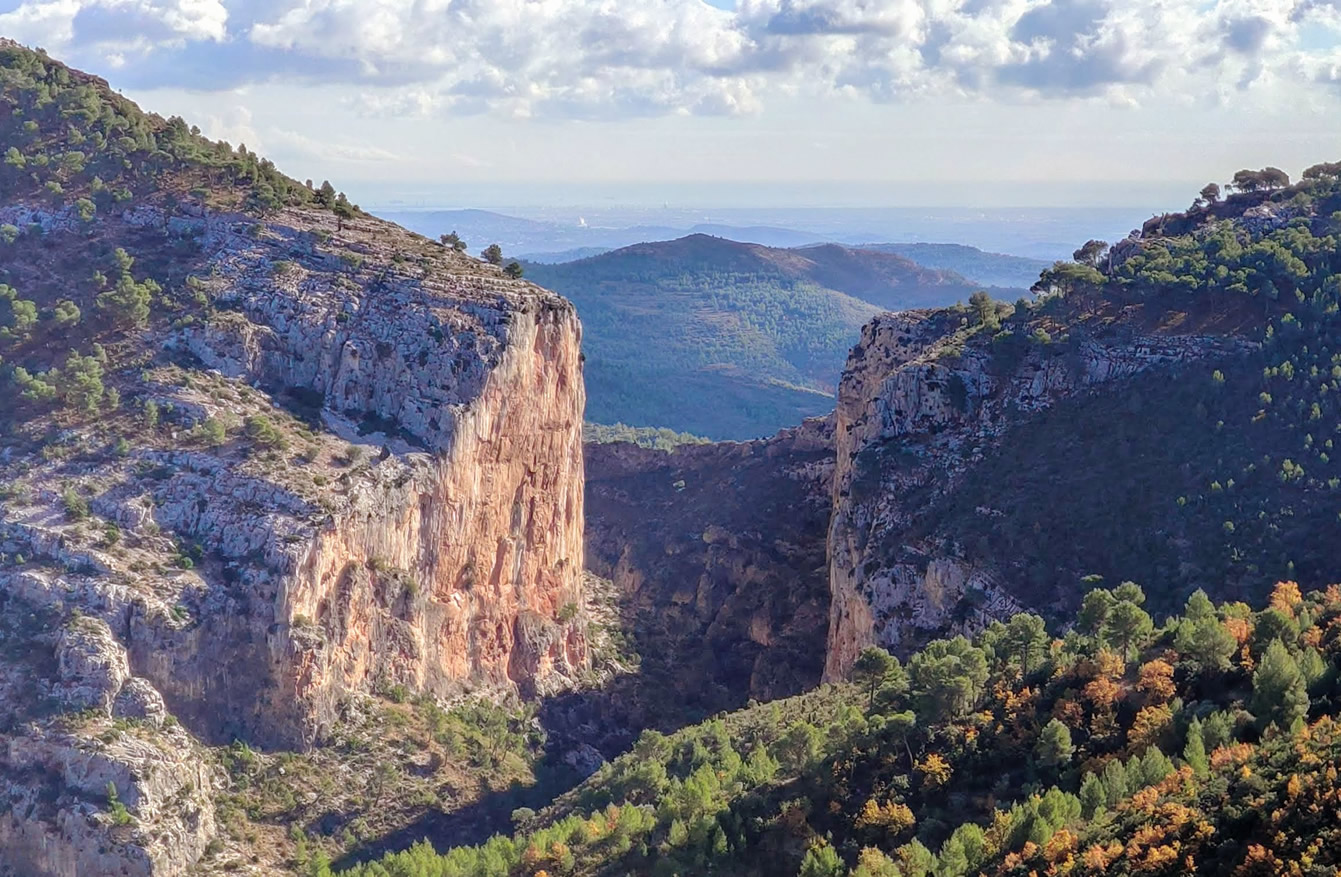 Ruta de senderismo al Salt del Cavall en Araya - Alcora - Castellón